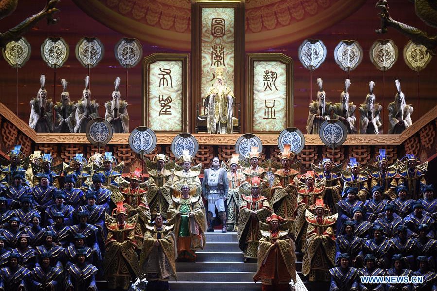 Actors perform opera Turandot in Beijing