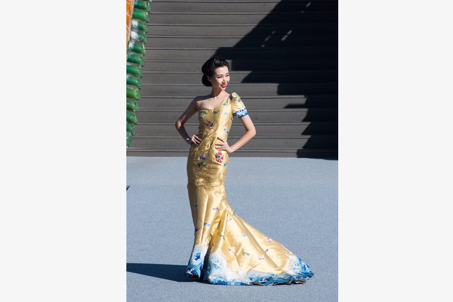 Experience Charm of Qipao