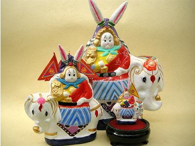 Beijing Lord Rabbit Figurines