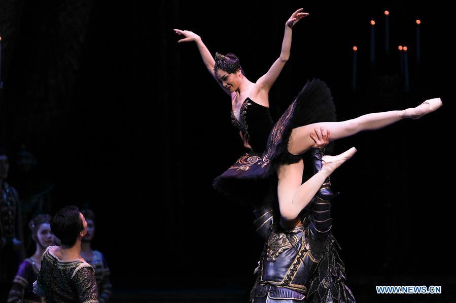 Ballet classic "Swan Lake" performed in Beijing